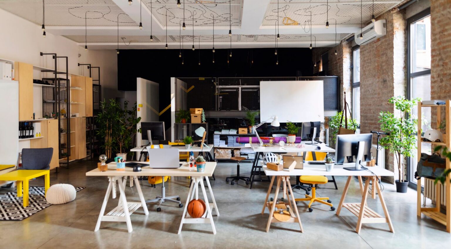 How to Make Your Office Feel Like Home | Summit Properties